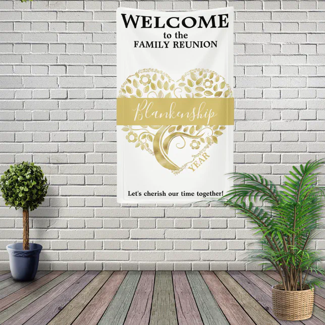 Personalized Family Reunion Gold Heart Tree White Banner | Zazzle