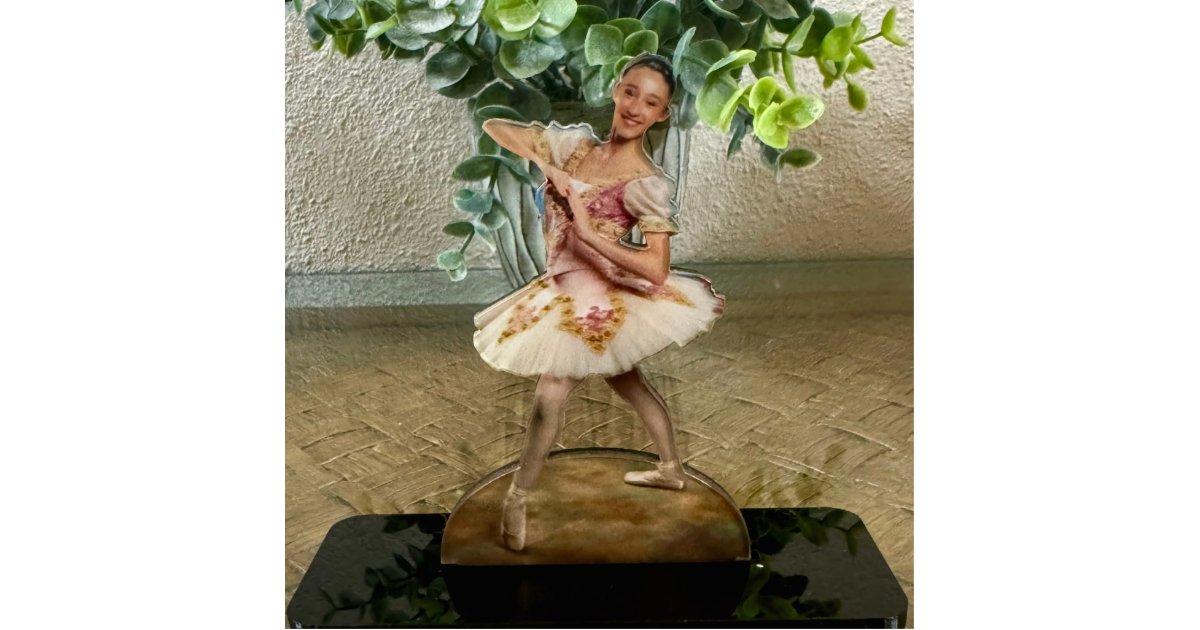 Photo Statue Sculptures turns a photo into statue | Zazzle