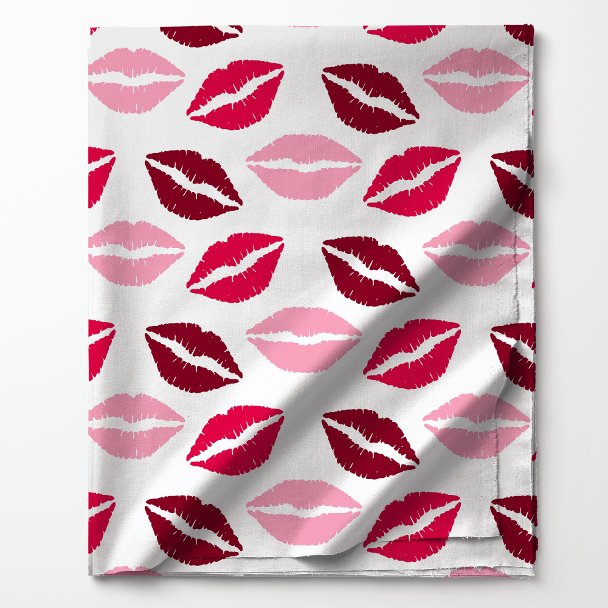 Lipstick red Pink lips kiss Makeup Cute Fabric | Zazzle
