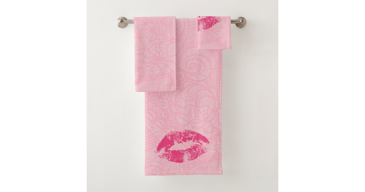 Pink Floral Damask And Hot Pink Lips Bath Towel Set | Zazzle