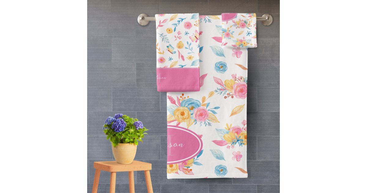 Pretty Pink Floral Pattern Monogrammed Bathroom Bath Towel Set | Zazzle