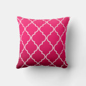 Quatrefoil Ombre Geometric | fuschia Throw Pillow | Zazzle