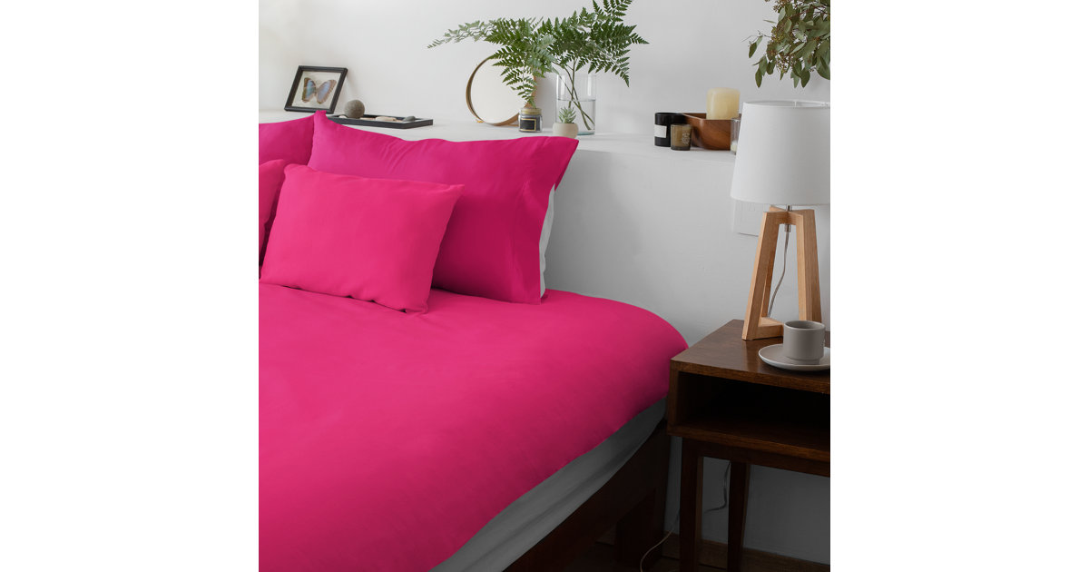 Raspberry Pink Solid Color Duvet Cover | Zazzle