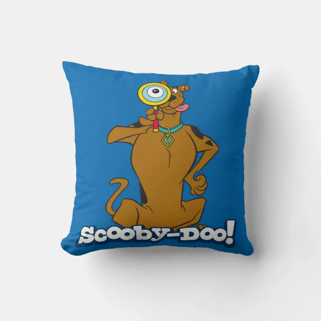 Scooby-Doo With Magnifying Glass Throw Pillow | Zazzle