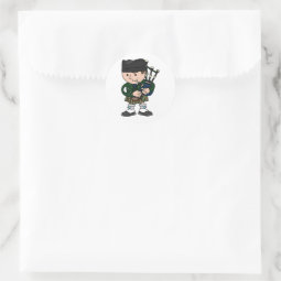 Scottish bagpiper playing bagpipes classic round sticker | Zazzle