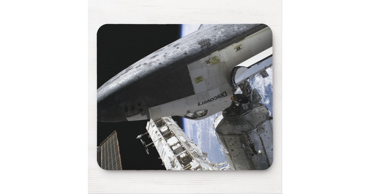 Space Shuttle Discovery docked Mouse Pad | Zazzle