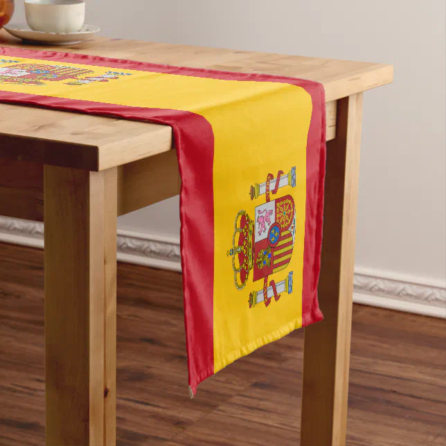 Spanish flag & Sports fans house / Spain Short Table Runner | Zazzle