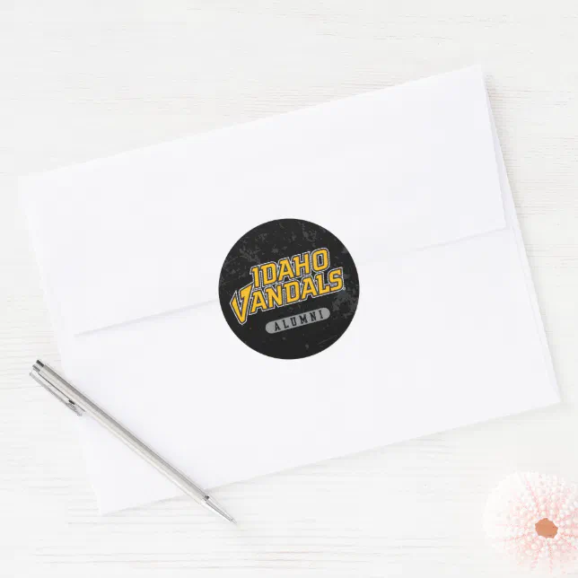 University of Idaho Alumni Distressed Classic Round Sticker | Zazzle