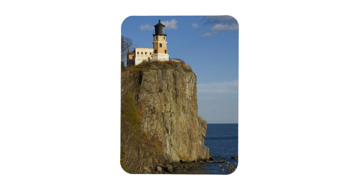 USA, Minnesota. Split Rock Lighthouse on Lake Magnet | Zazzle