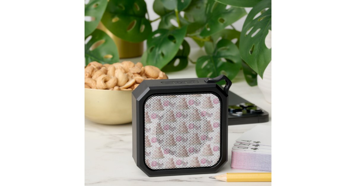 Wedding Cake Speaker | Zazzle