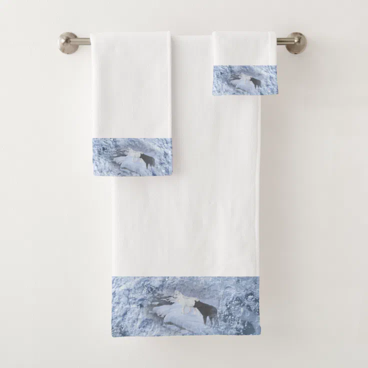 Wolves Christmas Bath Towel Set | Zazzle