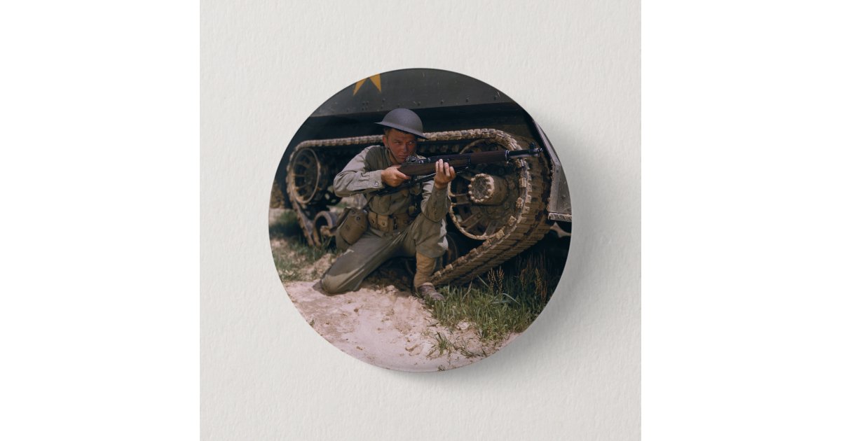 World War II Soldier Kneeling with Garand Rifle Pinback Button | Zazzle