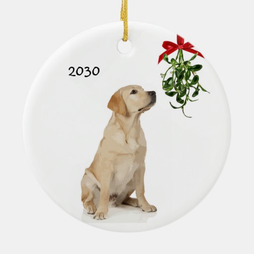 Yellow Lab Mistletoe Christmas Ornament | Zazzle