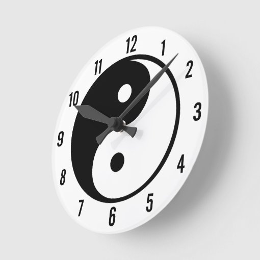 Yin Yang Round Clock | Zazzle